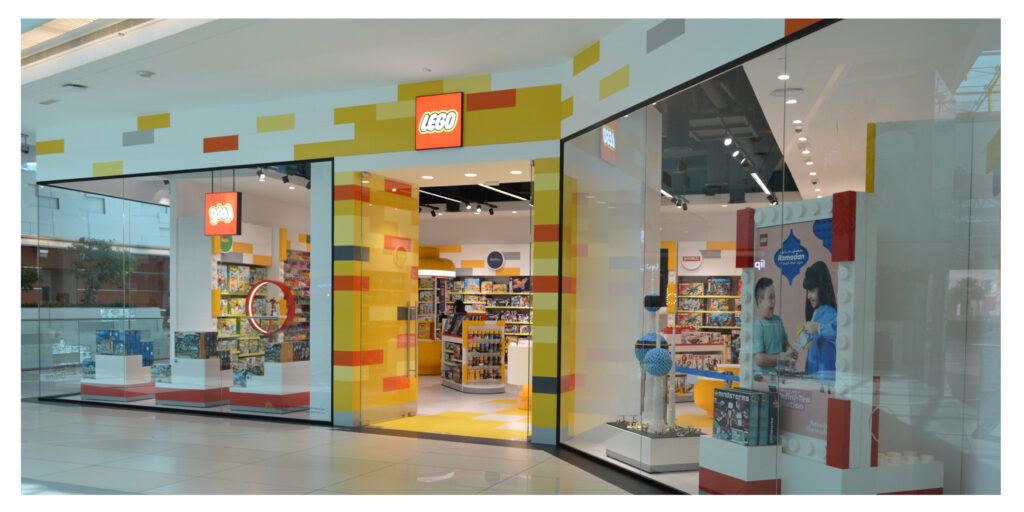 Lego | The Avenues Mall - Global Identity